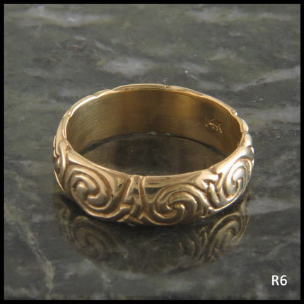 Dal Riada Celtic Knot Ring in 14K Gold – Walker Metalsmiths